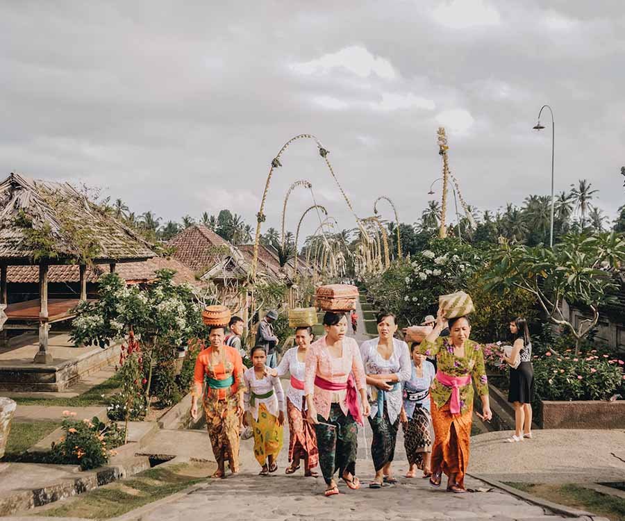 Cultural & Scenic Escape: Temples, Villages & Volcano Views - Sapta Turindo